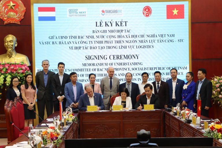 Signing the Memorandum of Understanding on cooperation between the ...